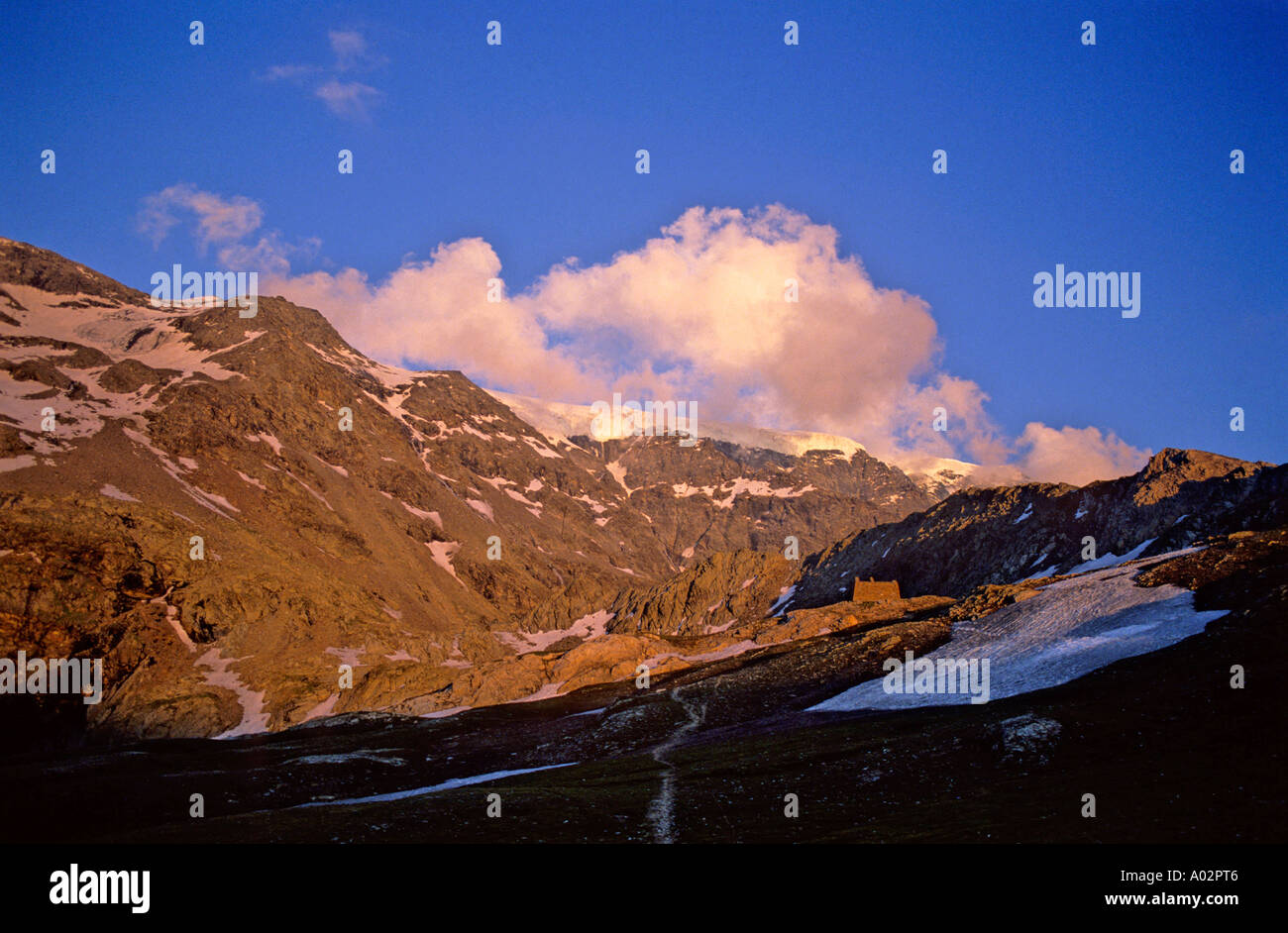 Heavy duty mount hi-res stock photography and images - Alamy