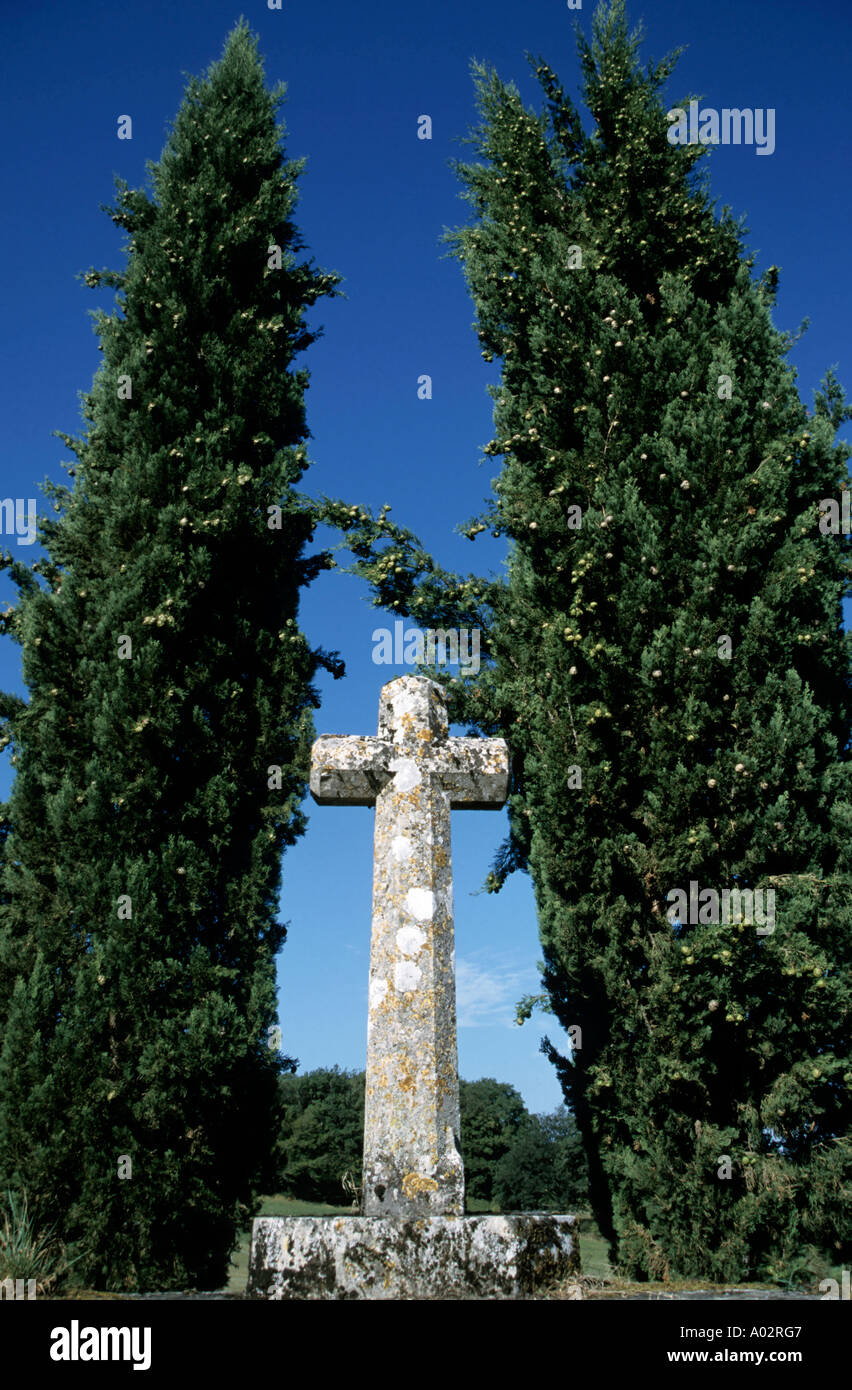 Cross loc hi-res stock photography and images - Alamy