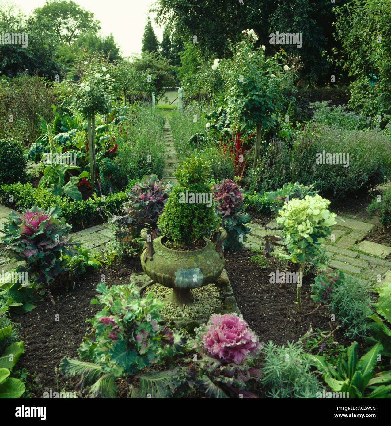 Barnsley house potager hi-res stock photography and images - Alamy