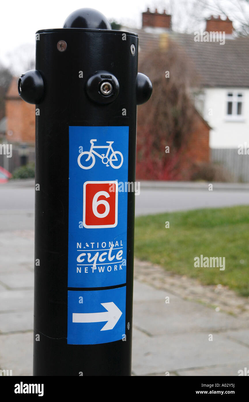 Sign marking the way on the national cycle network in the UK Stock ...