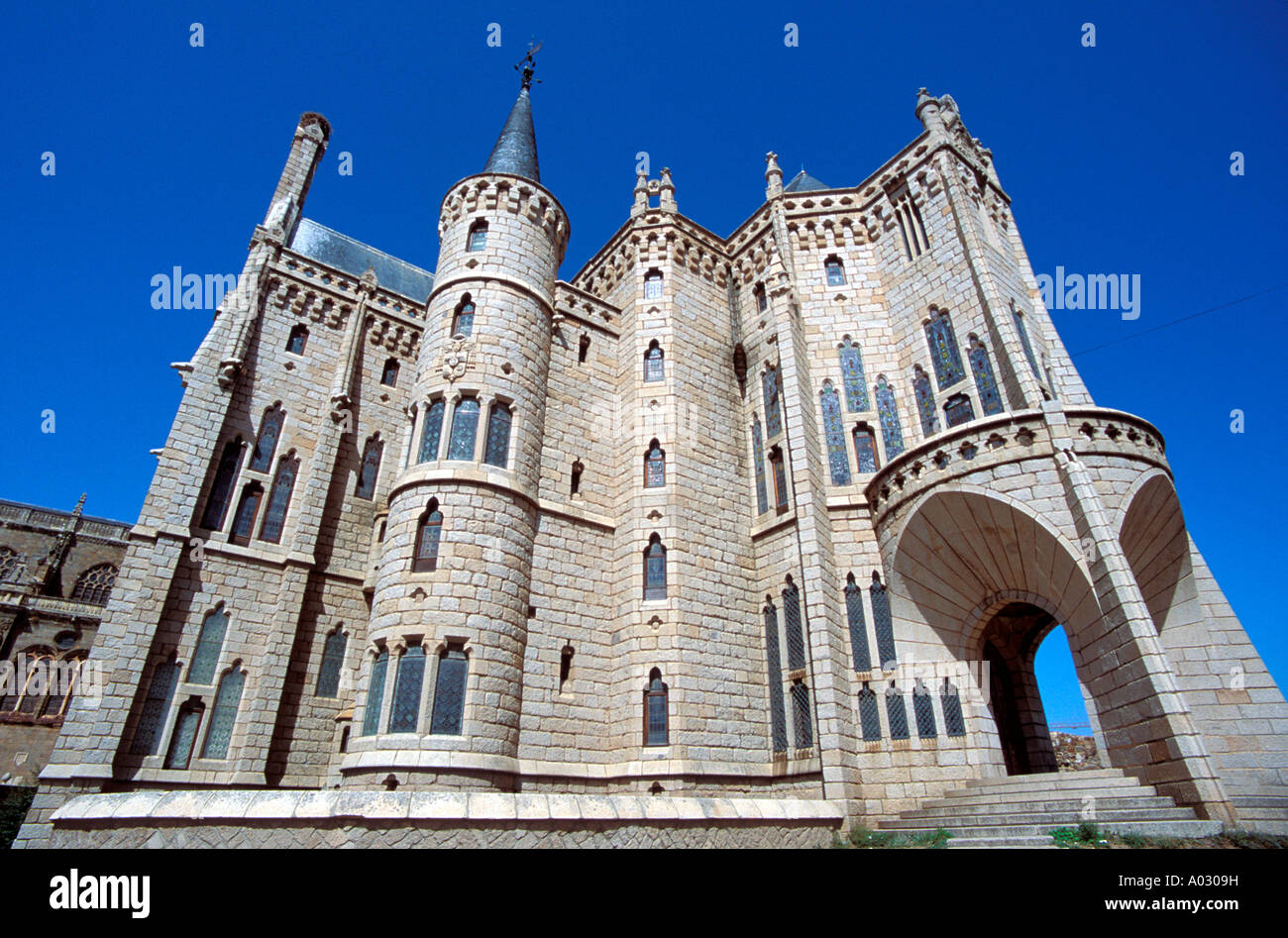 Bishops palace gaudi hi-res stock photography and images - Alamy