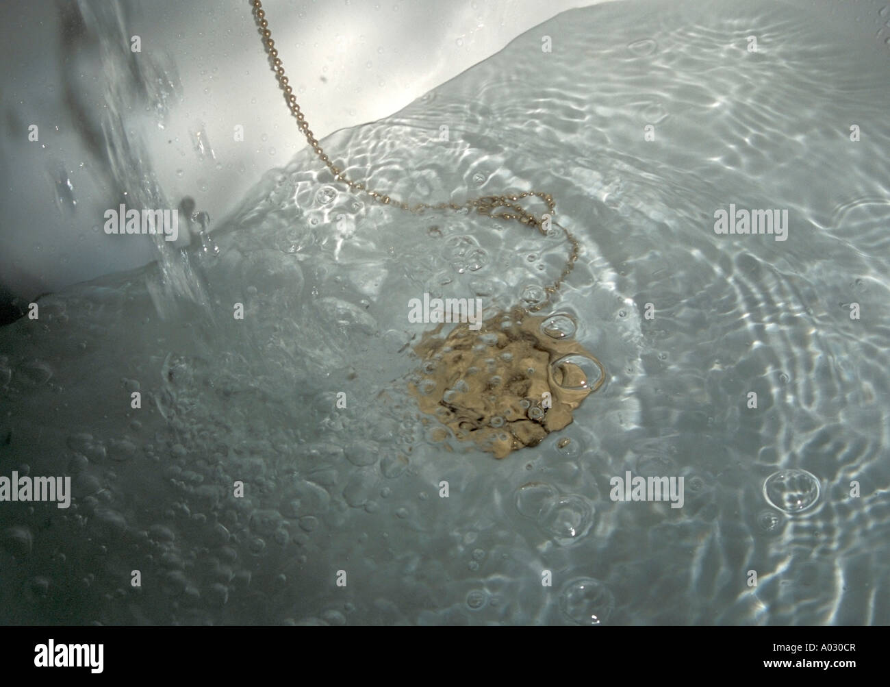 Running a bubble bath hi-res stock photography and images - Alamy