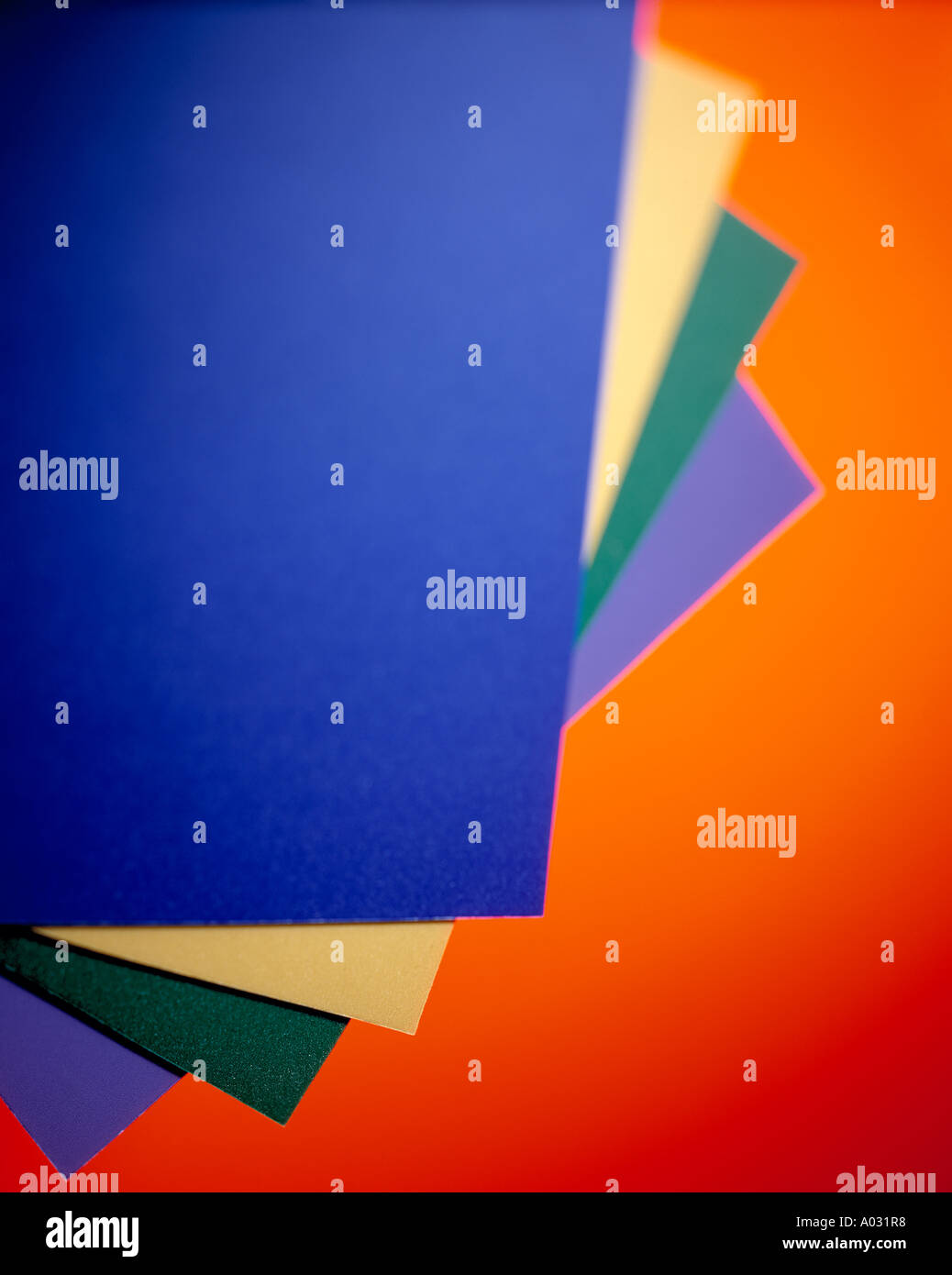 Coloured sheets hi-res stock photography and images - Alamy