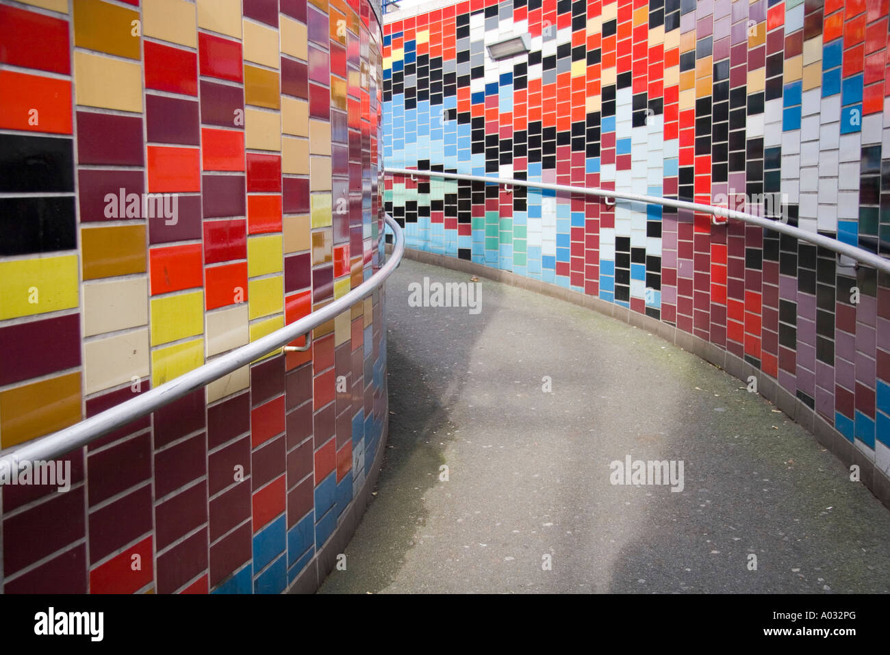 Garish subway- Elephant and Castle London Stock Photo - Alamy