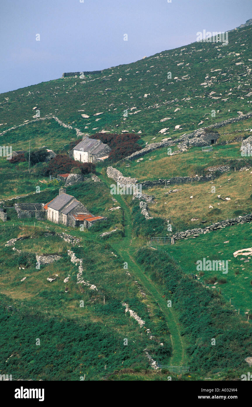 Irish Stone Fences High Resolution Stock Photography and Images - Alamy