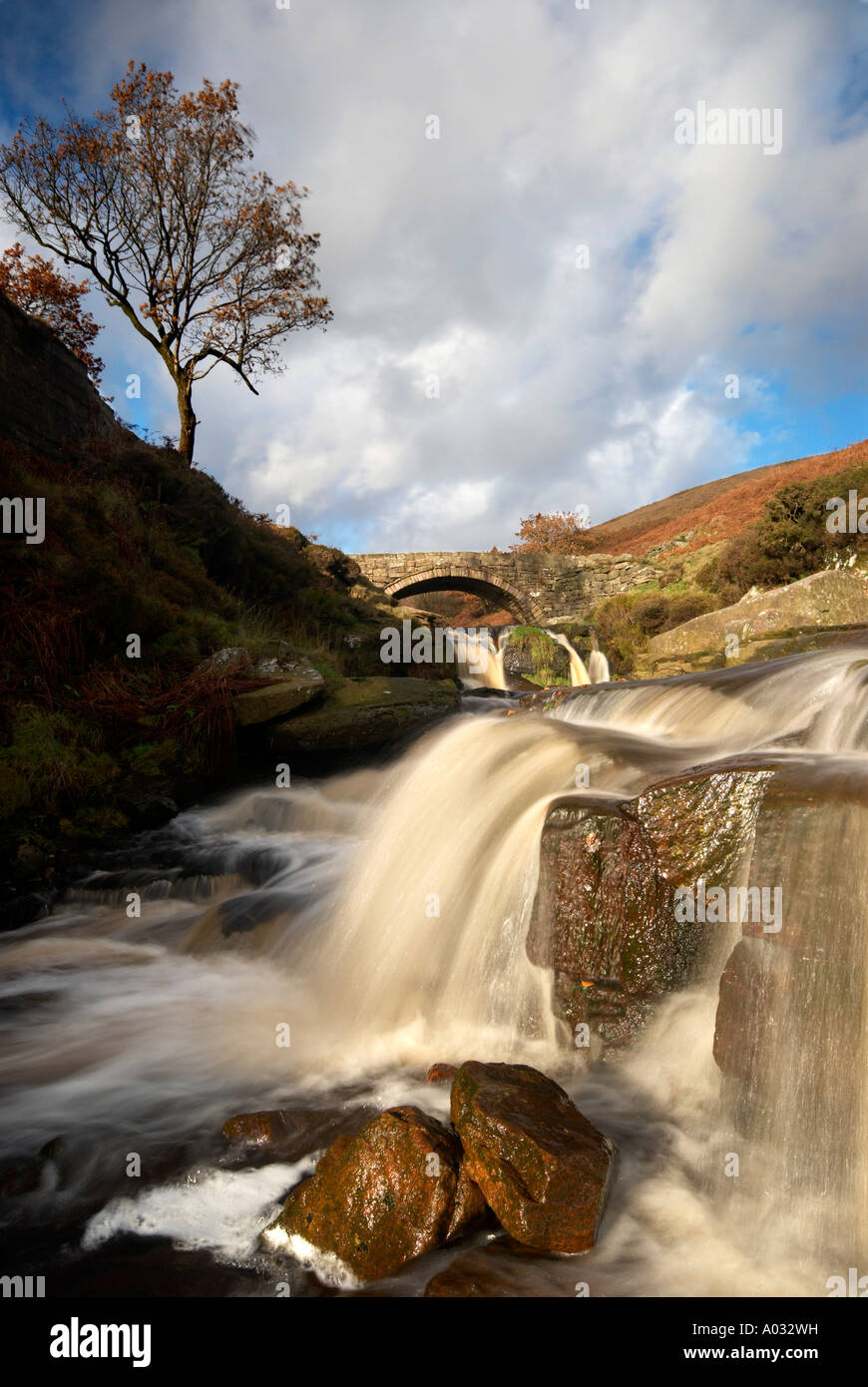 Old Packhorse Bridge and River Dane At Three Shires Head Peak District ...