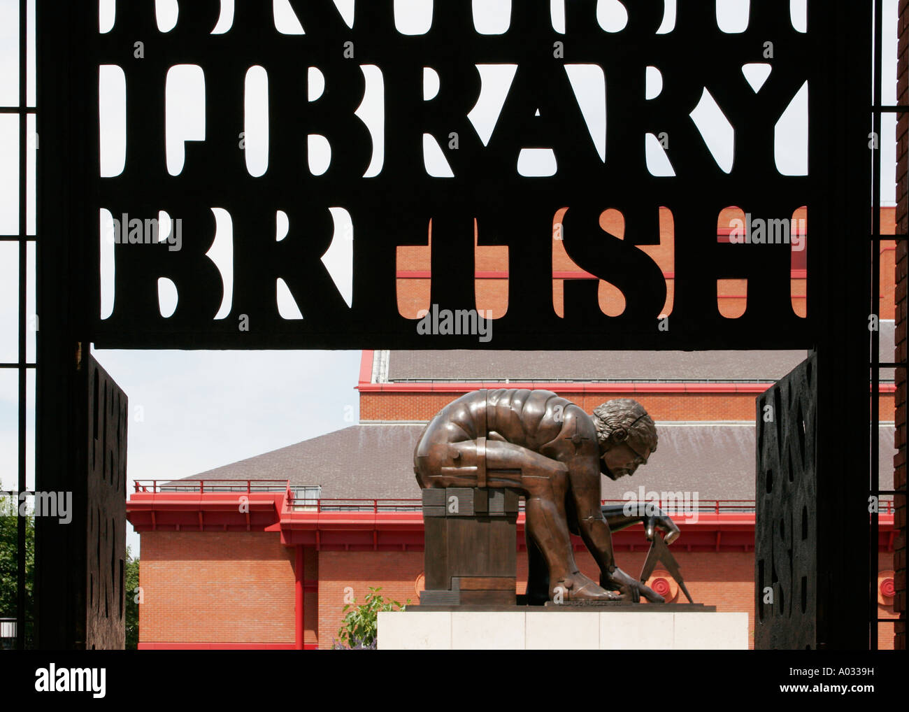 British Library with Sculpture of Newton Stock Photo - Alamy