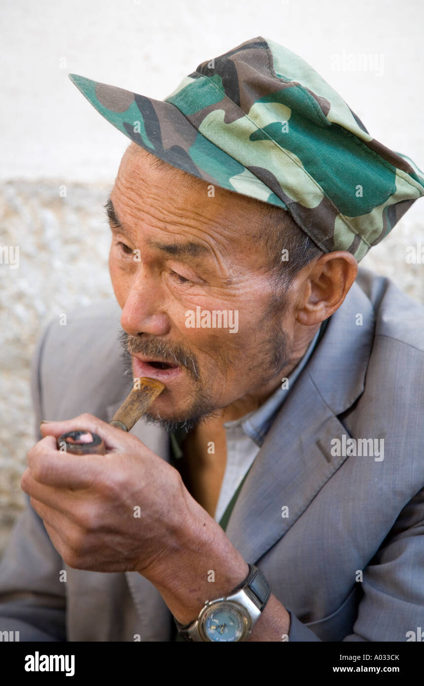 Old Man With Pipe High Resolution Stock Photography and Images - Alamy
