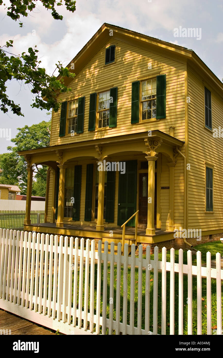 ILLINOIS Springfield Lincolns Home National Historic Site restored ...