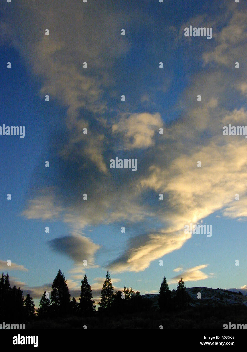 Winter clouds sunset near klamath hi-res stock photography and images ...