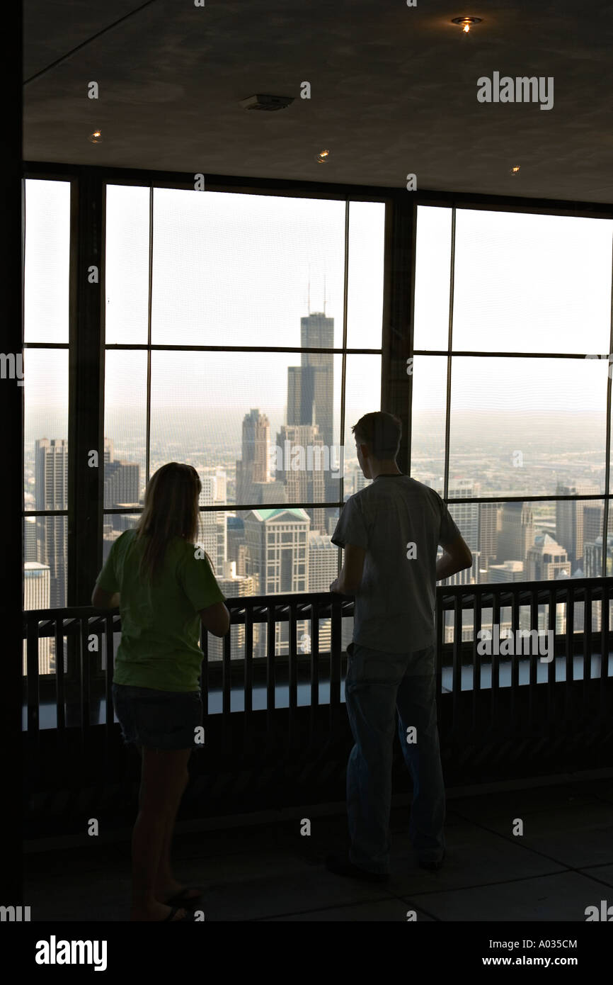 Chicago sears tower visitors hi-res stock photography and images - Alamy