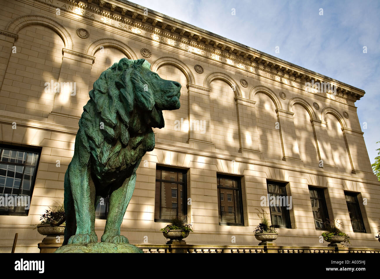 ILLINOIS Chicago Art Institute exterior on Michigan Avenue bronze lion ...