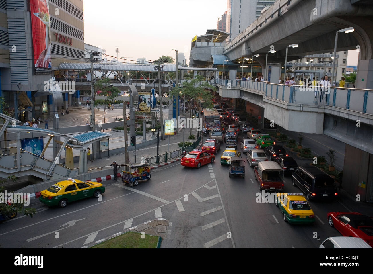 Tokyu bangkok hi-res stock photography and images - Alamy