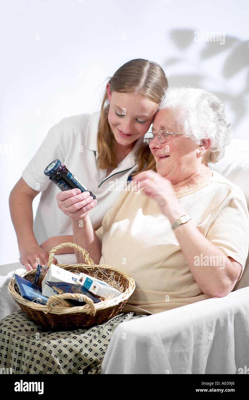 Old lady with a gentle smile hi-res stock photography and images - Alamy