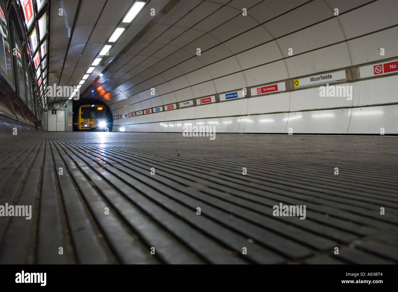 Moorfields Station Liverpool High Resolution Stock Photography and ...