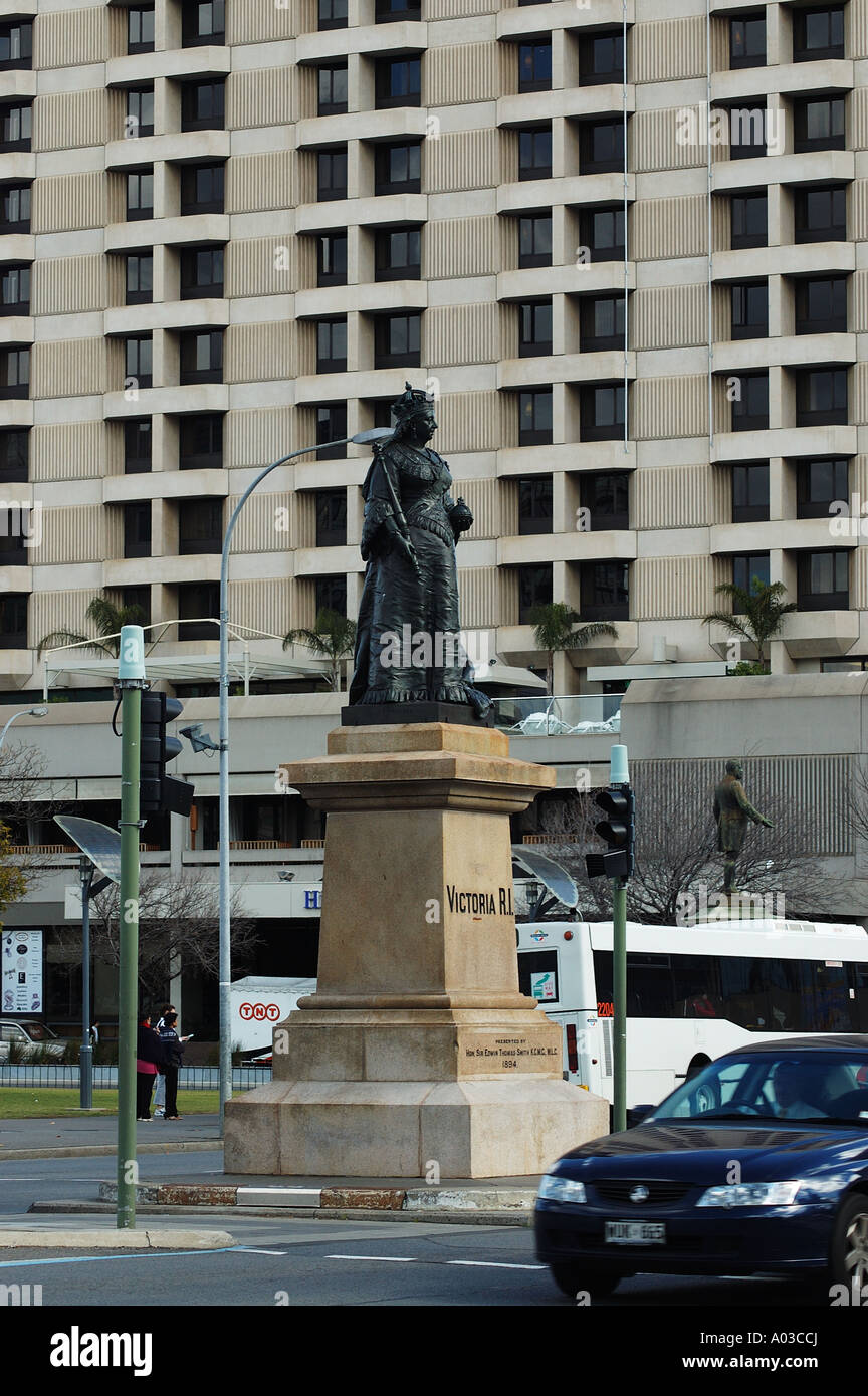 Statue of Queen in Victoria Square Adelaide Australia Stock Photo - Alamy