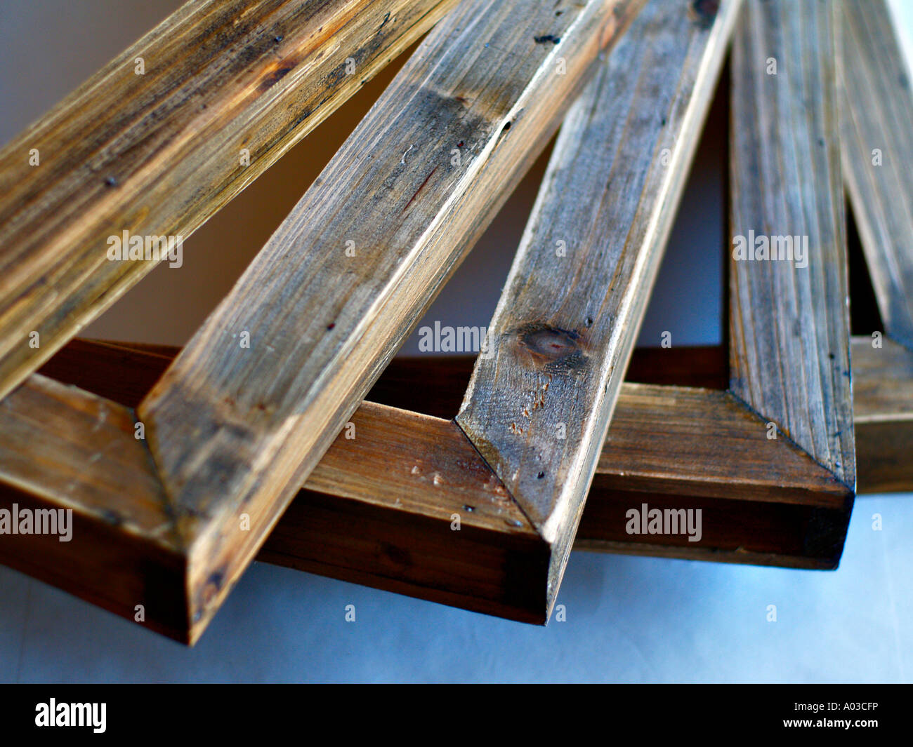 Finished wood frames hi-res stock photography and images - Alamy