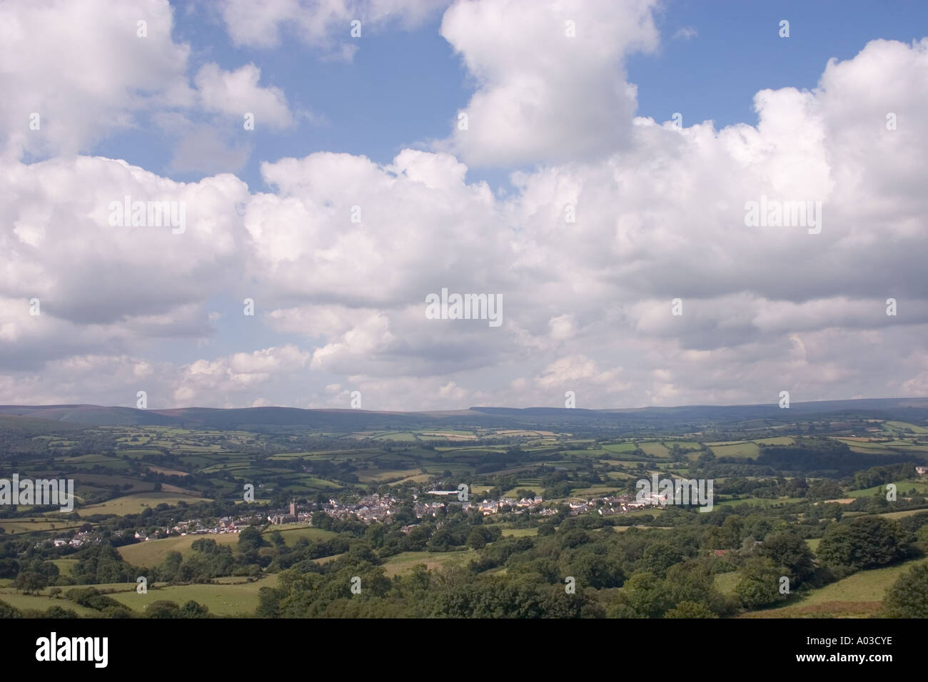 Moreton hampstead moretonhampstead dartmoor hi-res stock photography ...