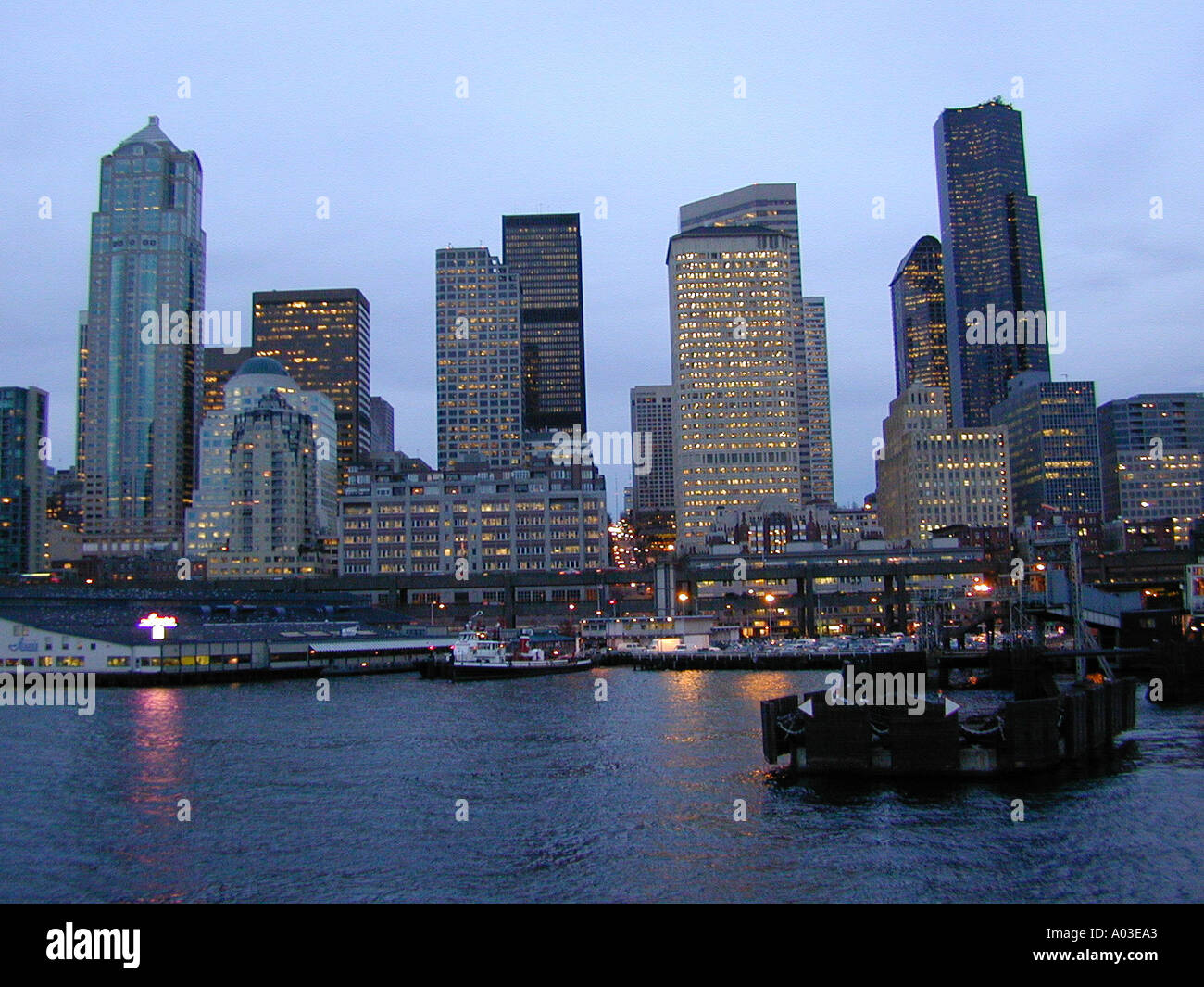 Seattle Washington skyline on a grey rainy day Stock Photo - Alamy