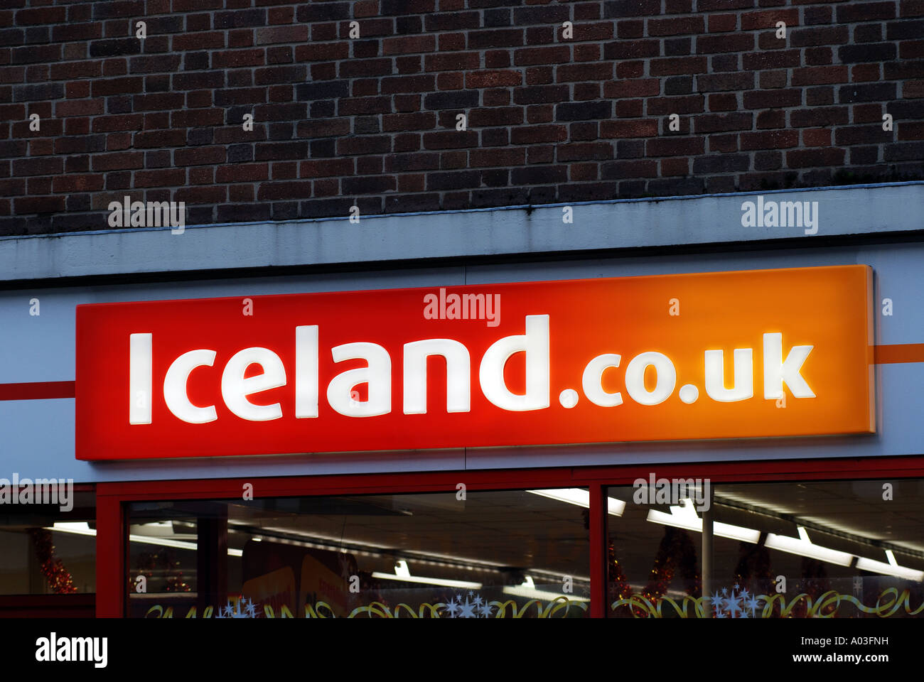 Iceland frozen food shop sign, UK Stock Photo - Alamy