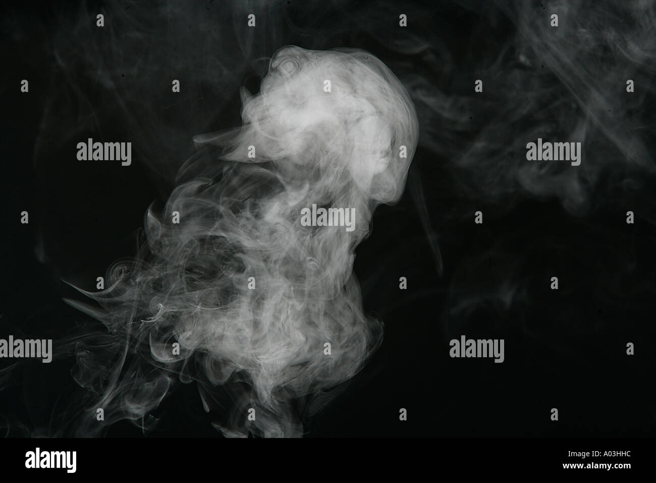 Circular smoke cloud hi-res stock photography and images - Alamy