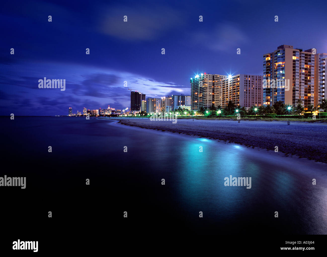 South Beach Miami Strip Night High Resolution Stock Photography and ...