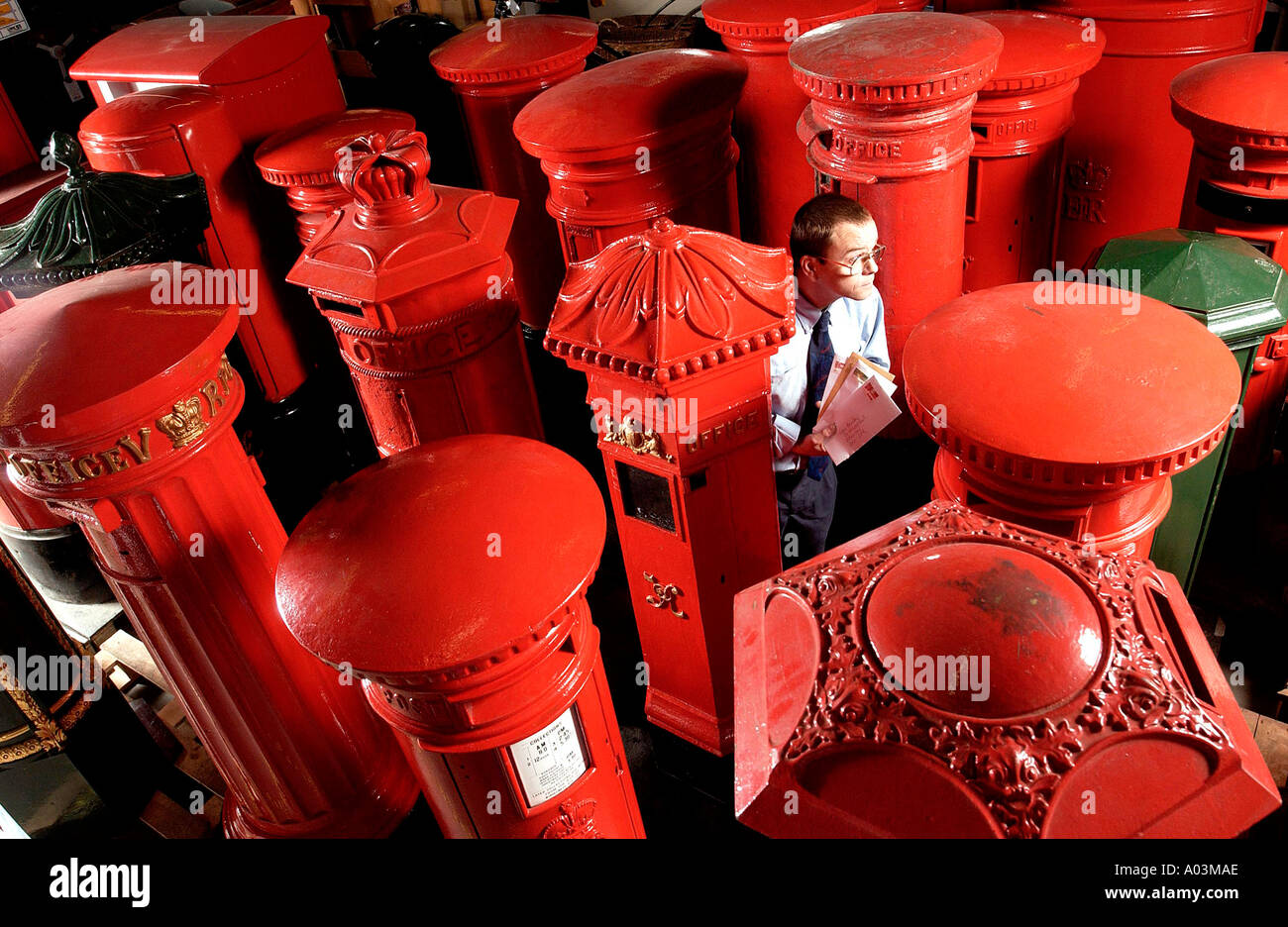 Pillar boxes hi-res stock photography and images - Alamy