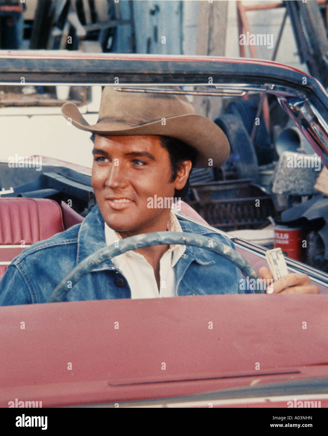 ELVIS PRESLEY US singer/actor Stock Photo - Alamy