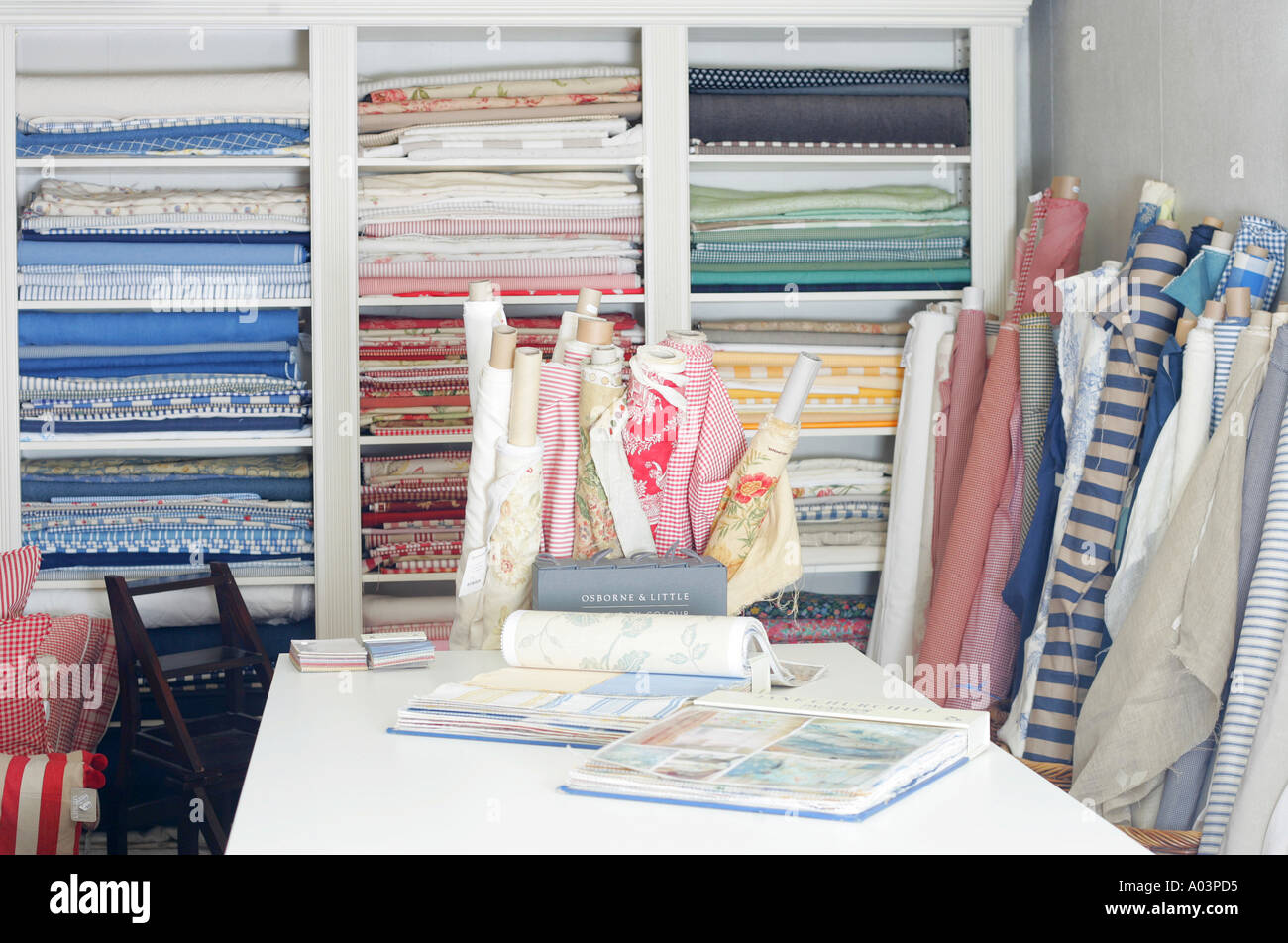 Linen store inside interior hi-res stock photography and images - Alamy