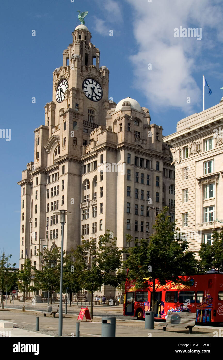 tourist tourism holiday holidaymaker excursion visitor icon symbol ...