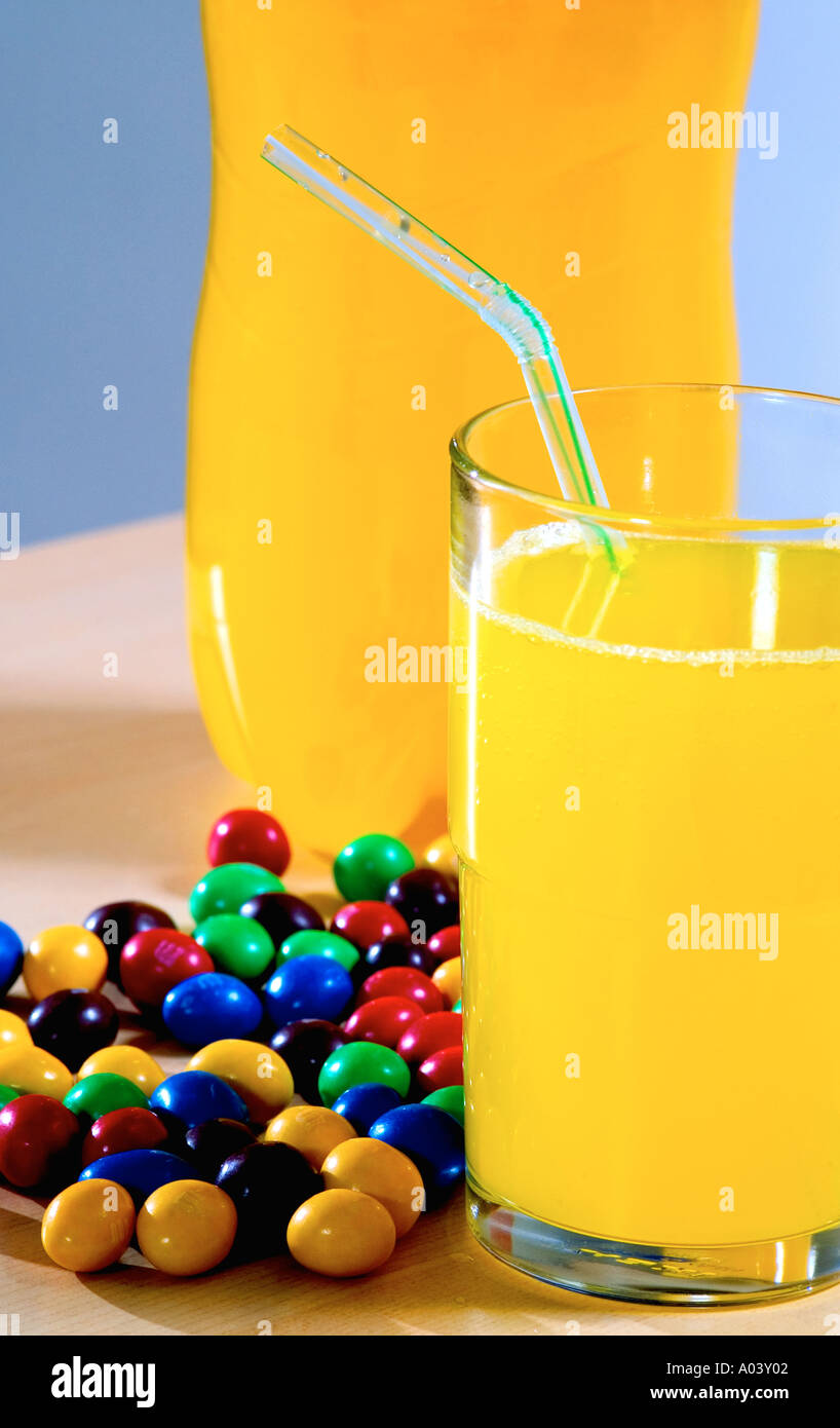 Children fizzy juice hi-res stock photography and images - Alamy