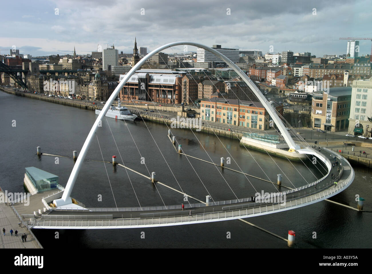 The Millennium Eye bridge over the River Tyne in Gateshead Right is ...