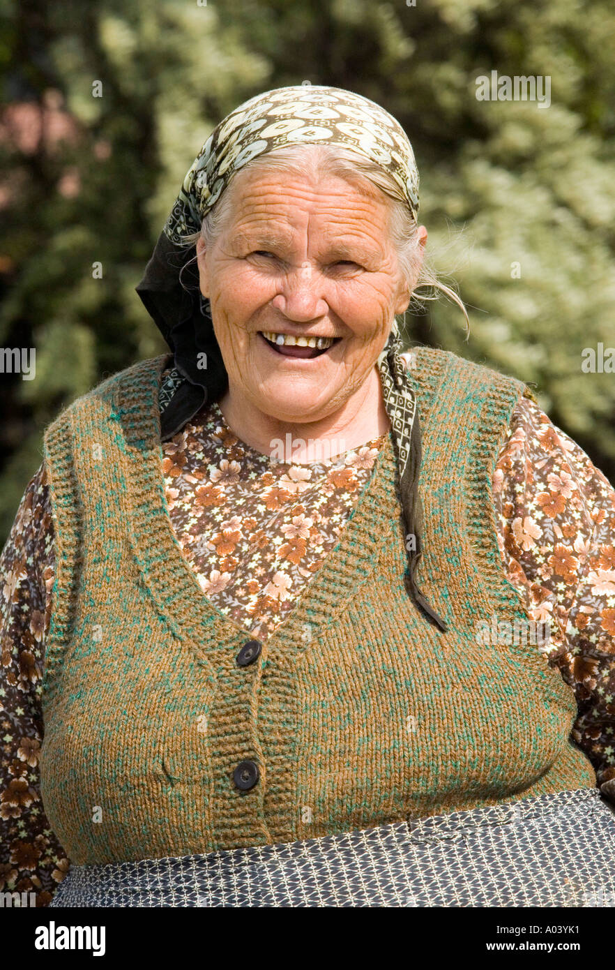 Village woman bulgaria hi-res stock photography and images - Alamy