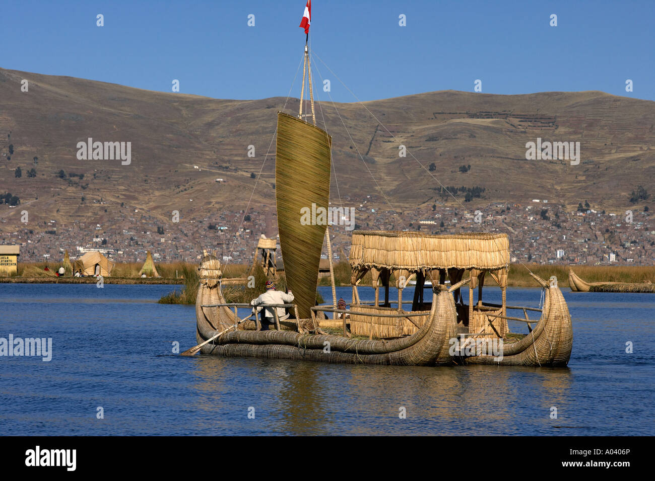Reed boat on Lake Titicaca Peru Stock Photo - Alamy