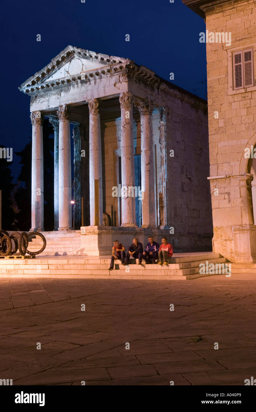 Temple of Augustus, Pula, Istria, Croatia Stock Photo - Alamy