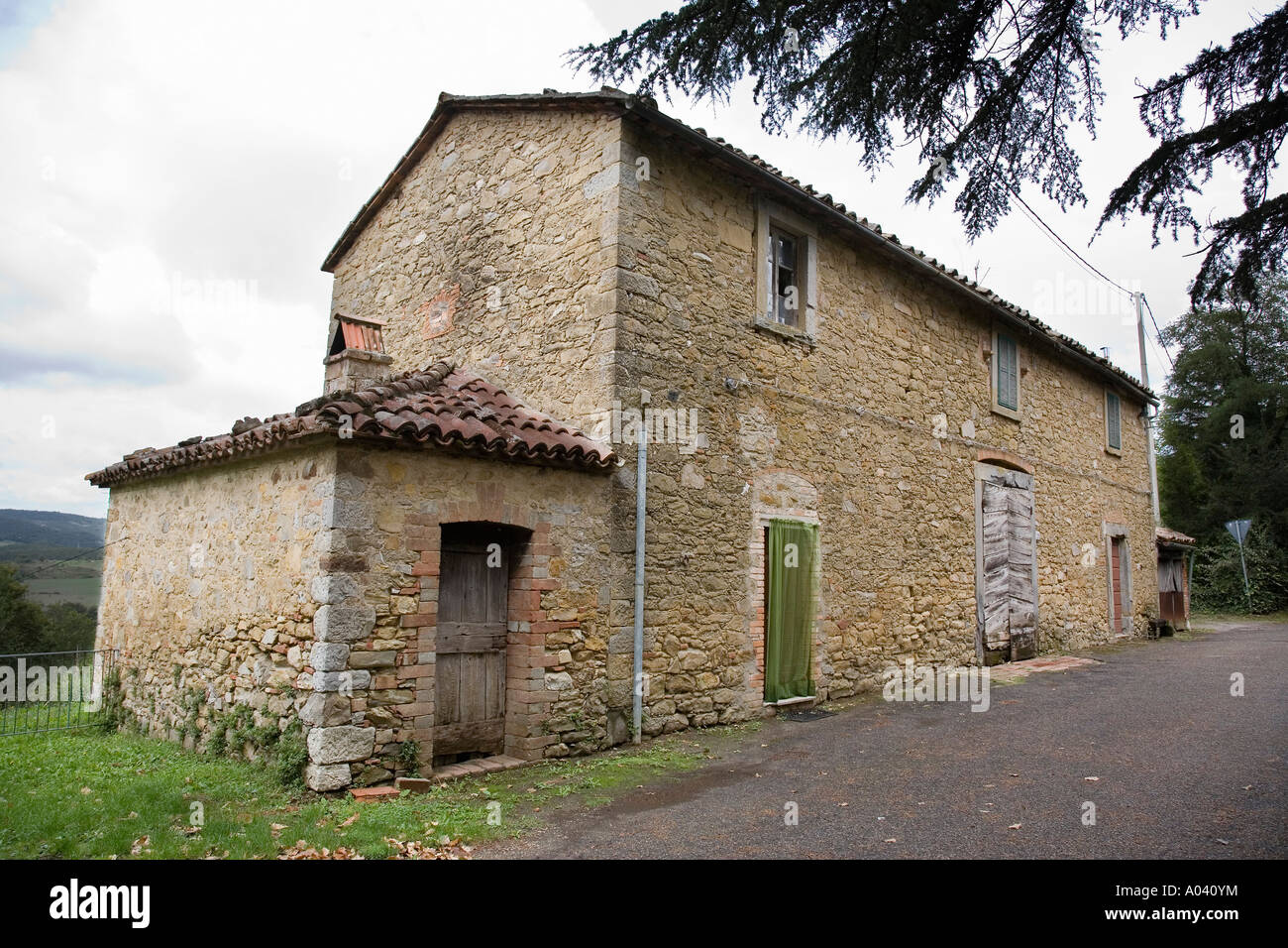 Hand built stone architecture hi-res stock photography and images - Alamy