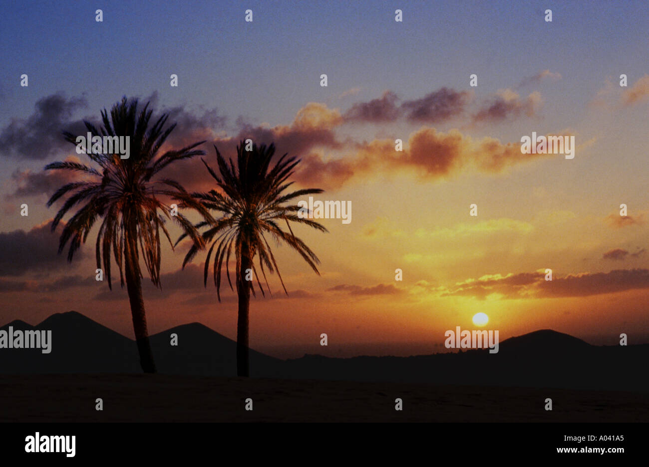 sundown at the libyan desert Stock Photo - Alamy