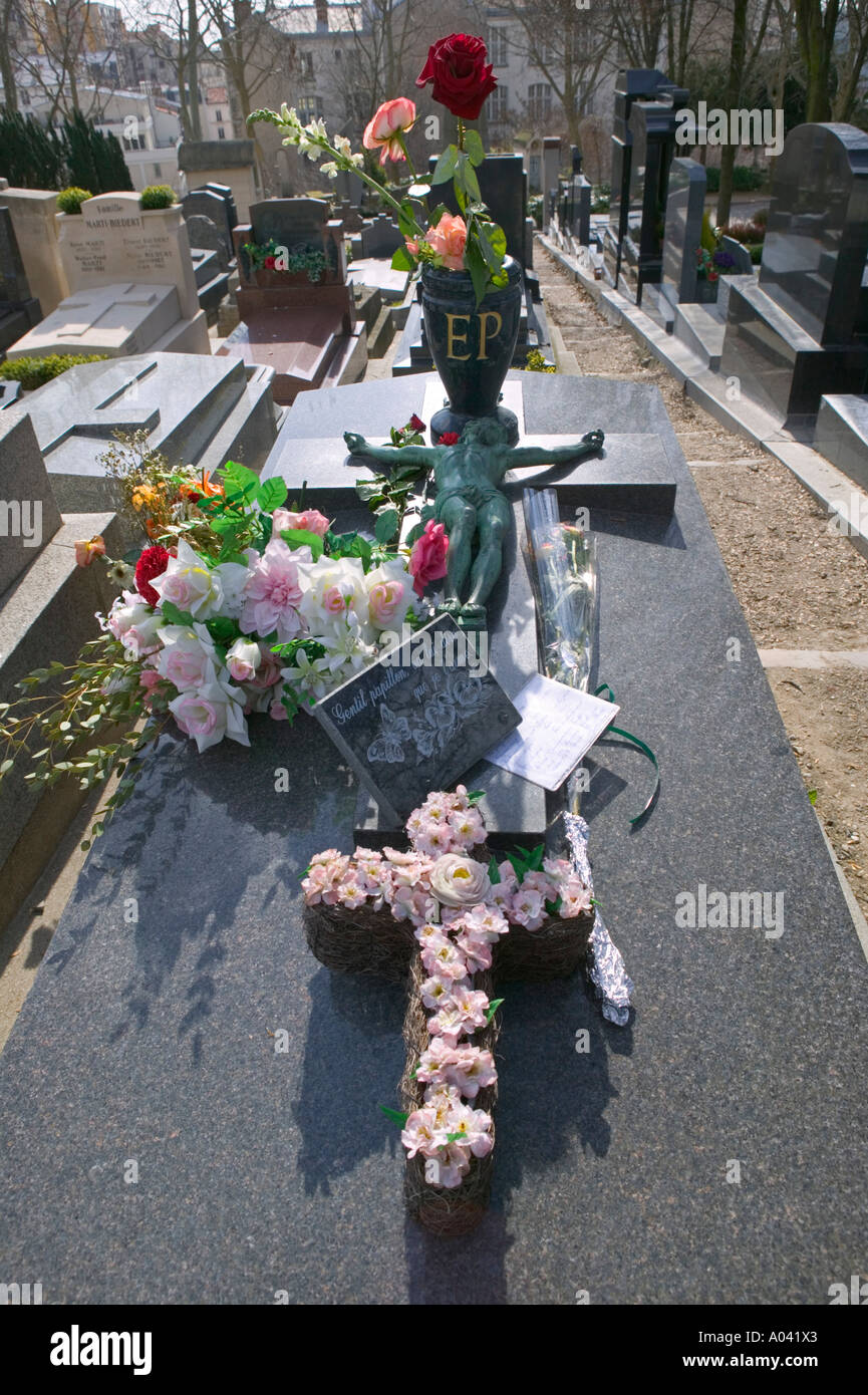 Grave of Edith Piaf, Pere-Lachaise Cemetery, Paris, France Stock Photo ...