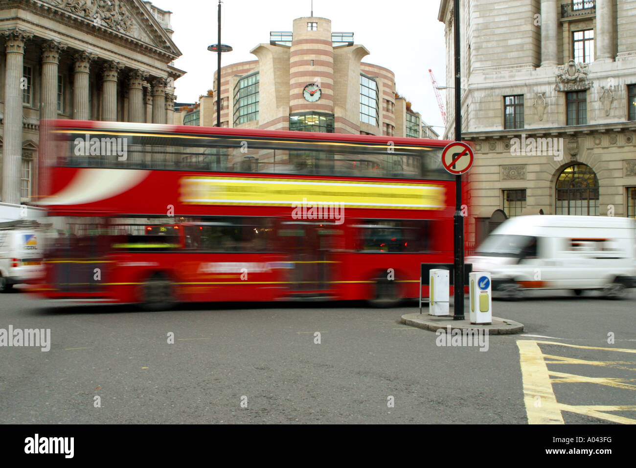 London bus, England Stock Photo - Alamy