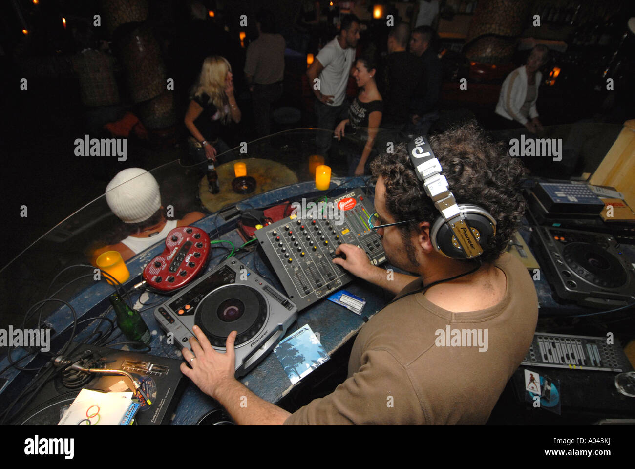 Djs ibiza hi-res stock photography and images - Alamy