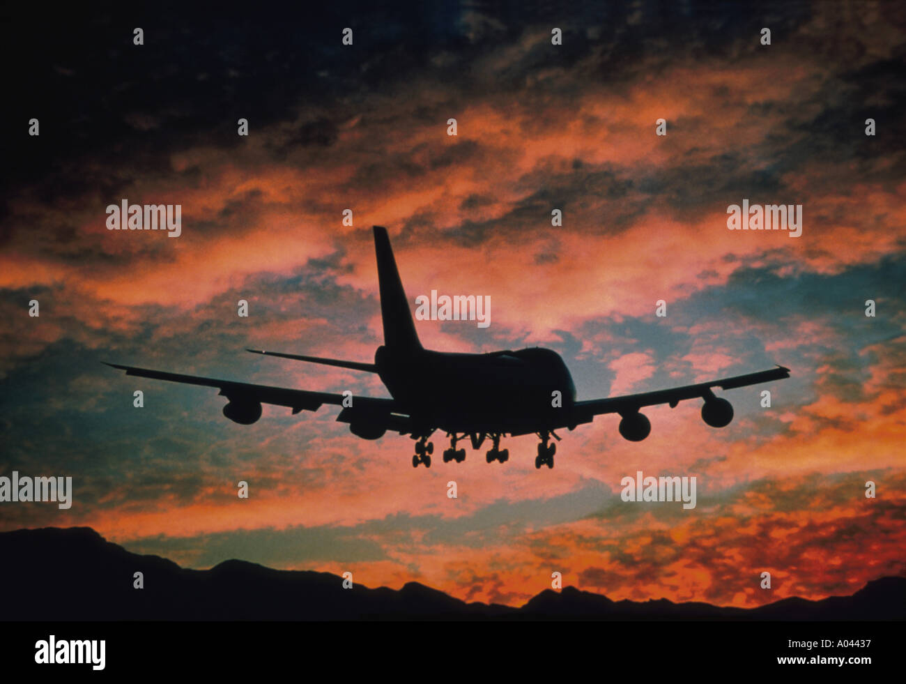 Boeing 747 Colorful Sky Stock Photo - Alamy