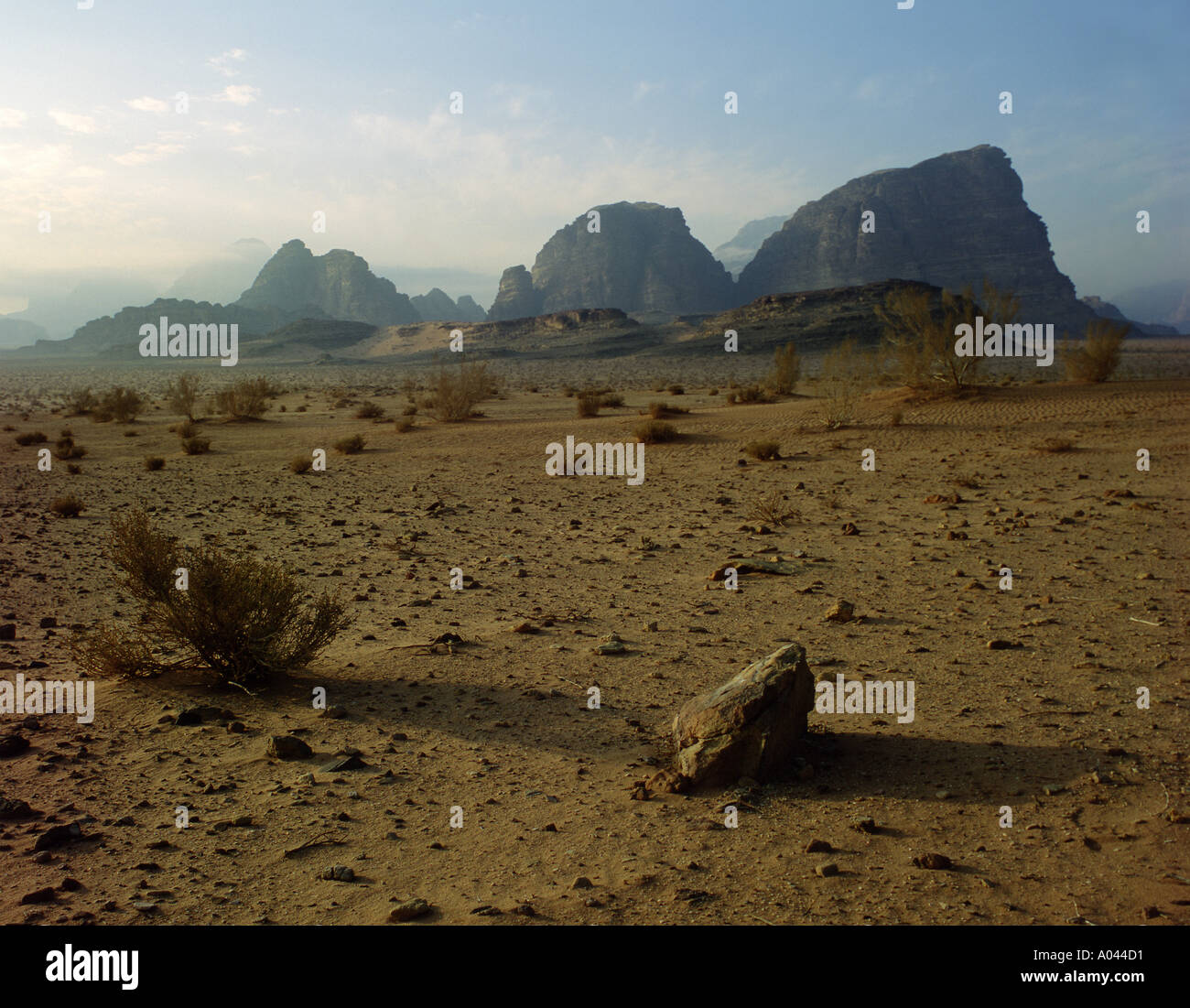 Wadhi rhum hi-res stock photography and images - Alamy