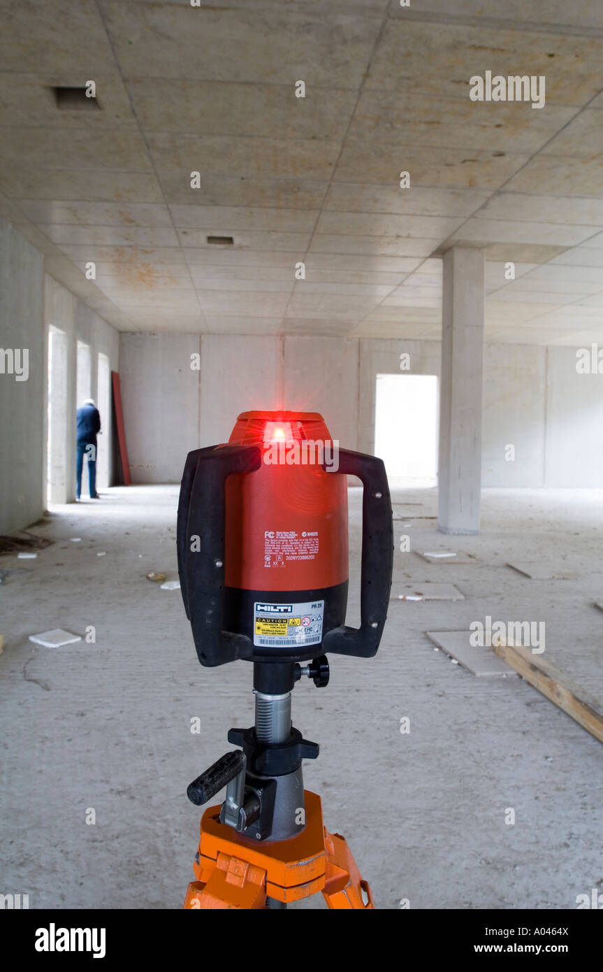 Rotating constructions hi-res stock photography and images - Alamy