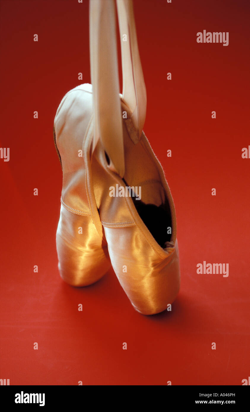 Ballet slippers hi-res stock photography and images - Alamy