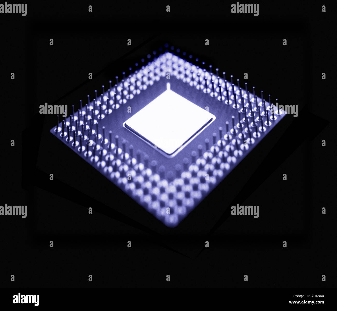 Tiny micro chip hi-res stock photography and images - Alamy