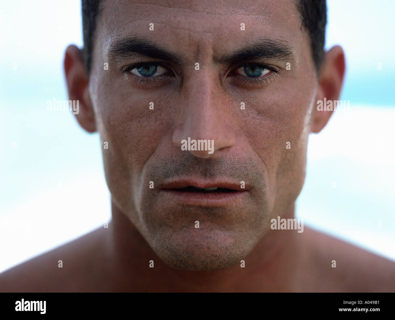 Vision direct hi-res stock photography and images - Alamy