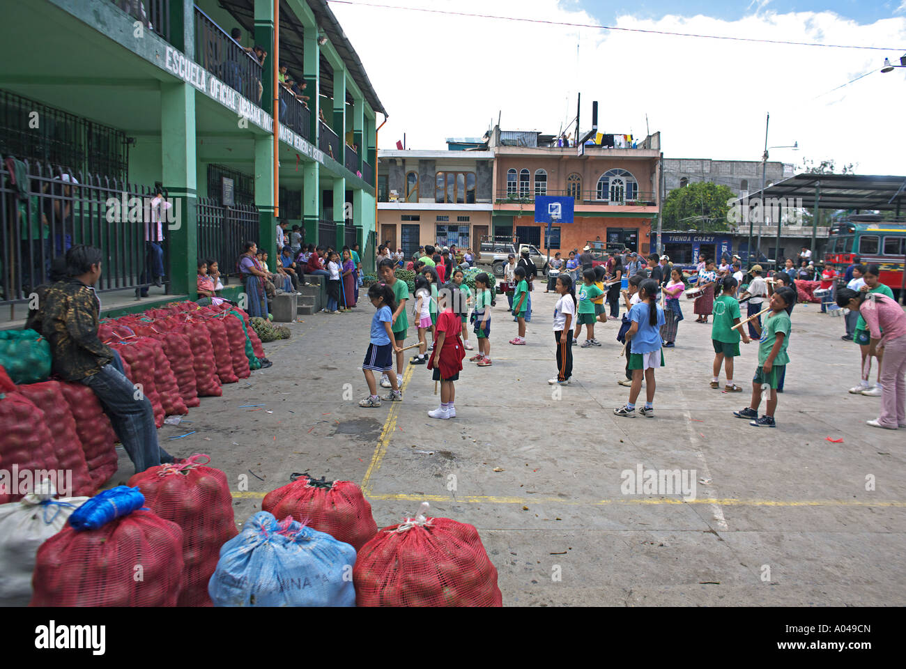 GUATEMALA PANAJACHEL Guatemalan school children practice for ...
