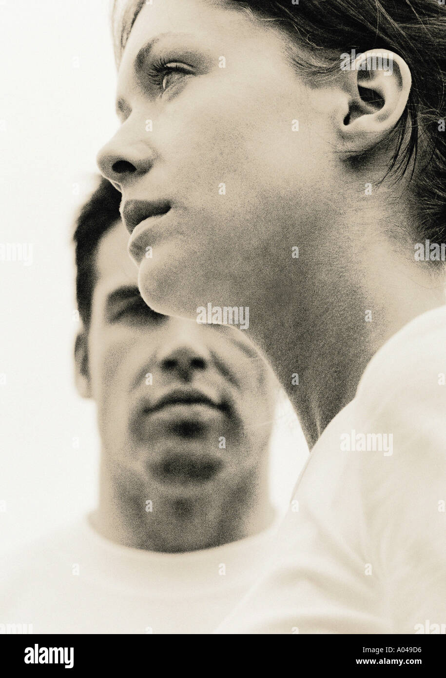 Couple looking opposite directions hi-res stock photography and images ...