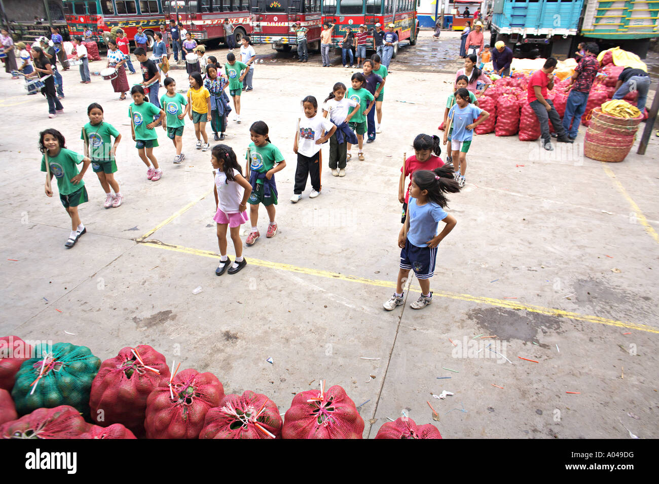 GUATEMALA PANAJACHEL Guatemalan school children practice for ...