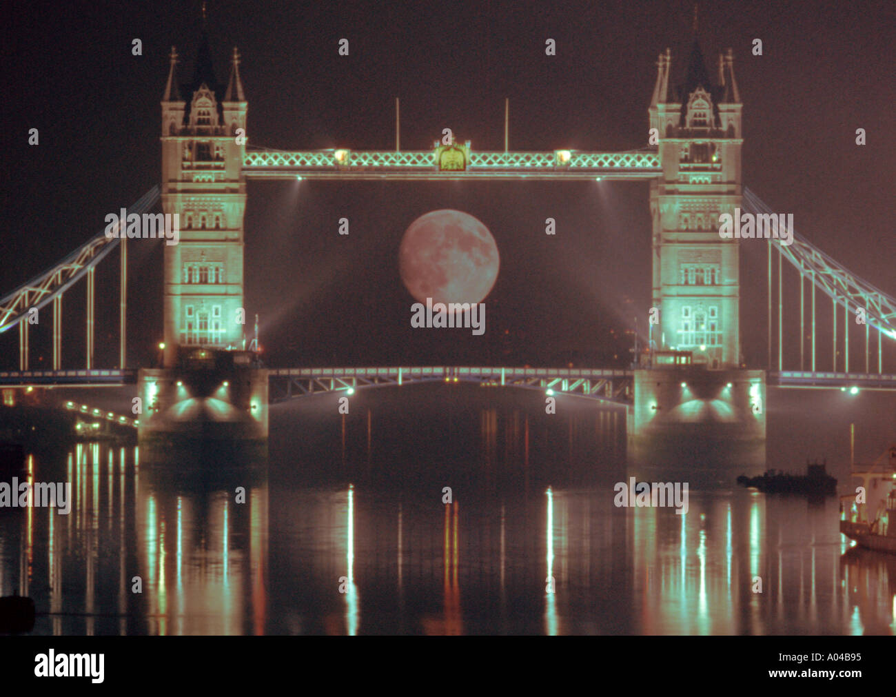 England London Tower Bridge full moon Stock Photo - Alamy